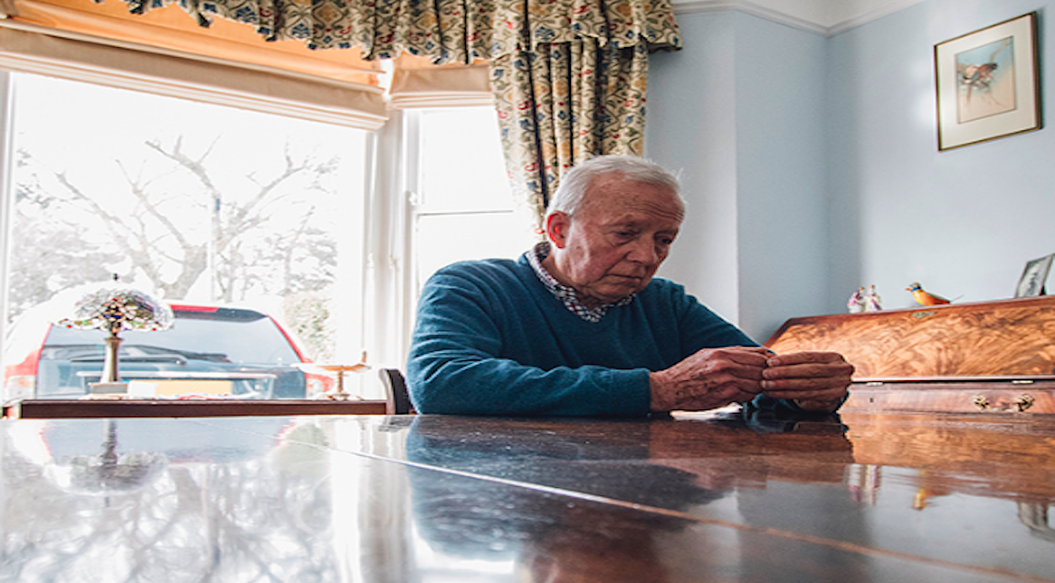 Elderly caretaker counselling senior citizens. Wee-heal